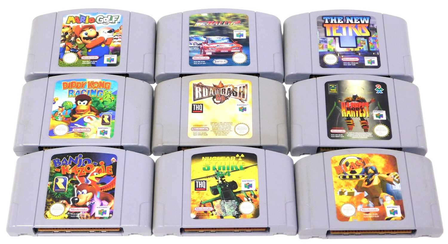 Lot 195 - Nine Nintendo games, including the New