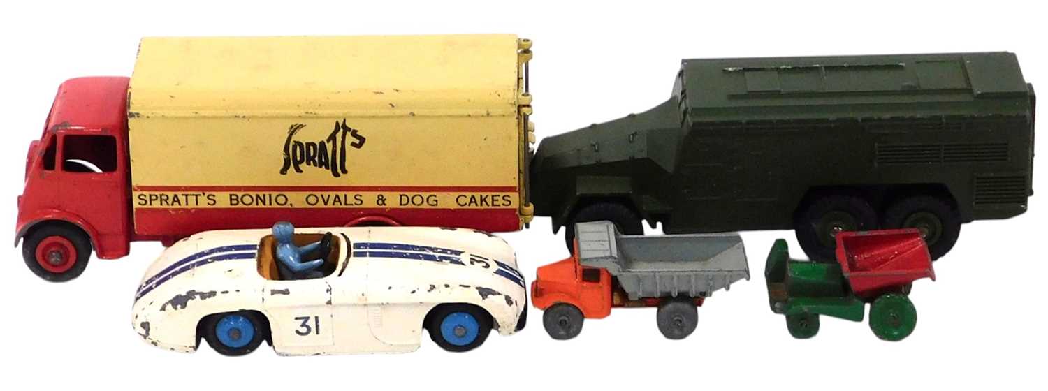 Lot 94 - A Dinky Toys diecast Guy van, 917, Armoured