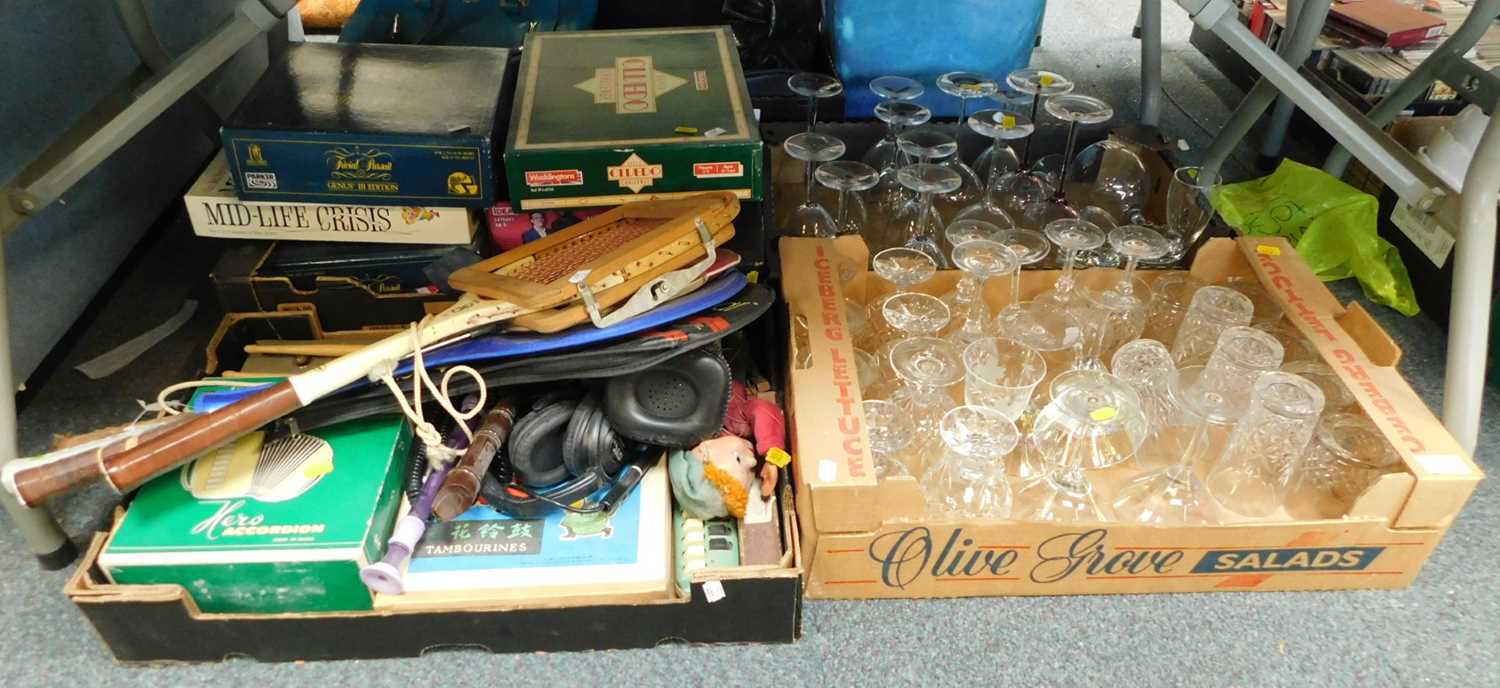 Lot 2300 - Glassware and household items, including